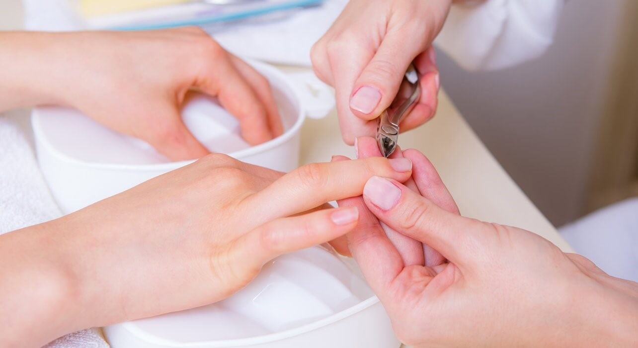 What is a Manicure & What does a Manicure include?